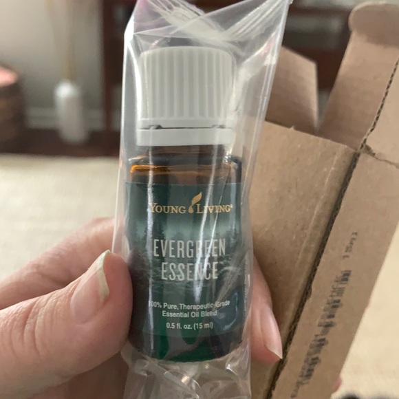 Young Living | Accents | Copy Young Living Evergreen Essence 5ml New ...